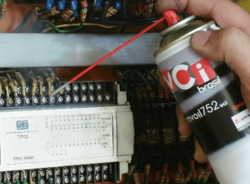 Cleaning and protection of electrical panels - VCI Brasil